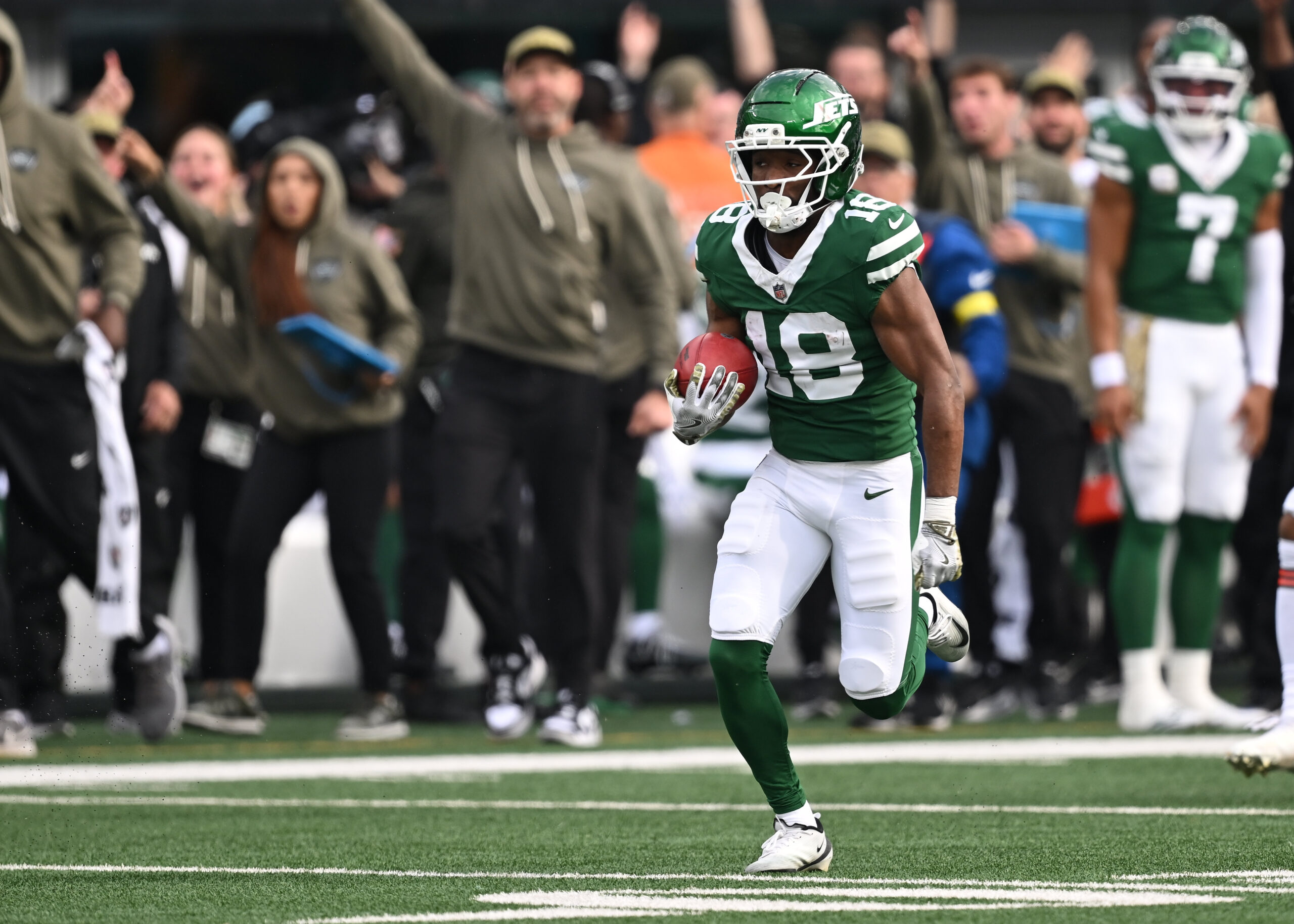 Friday Whispers - It was not easy to assess them . . . - New York Jets ...